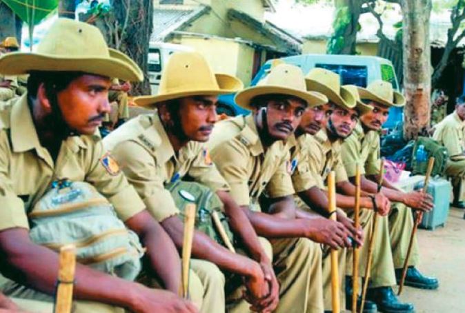 An Ingenious Gesture to Motivate Police Personnel | The Protector